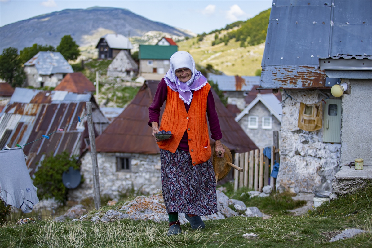 Lukomir - mjesto gdje se "dodiruju" planine i nebo - BOSNA